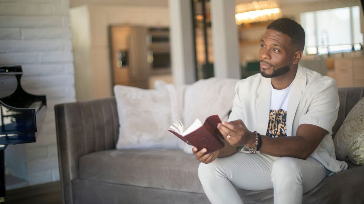 Actor Kel Mitchell Explains How to 'Pour' God's Love 'Out to Others'