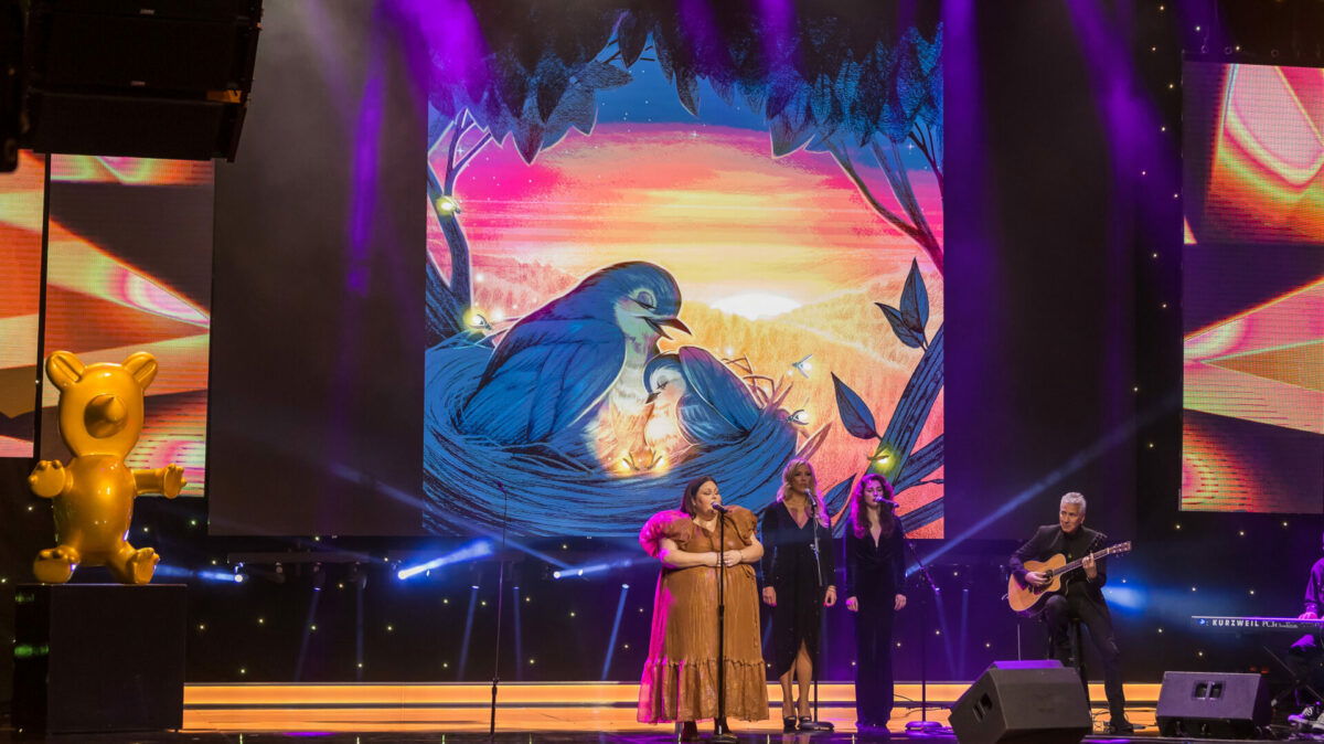 Chrissy Metz's New Book and Album Teaches Children About the Power of ...