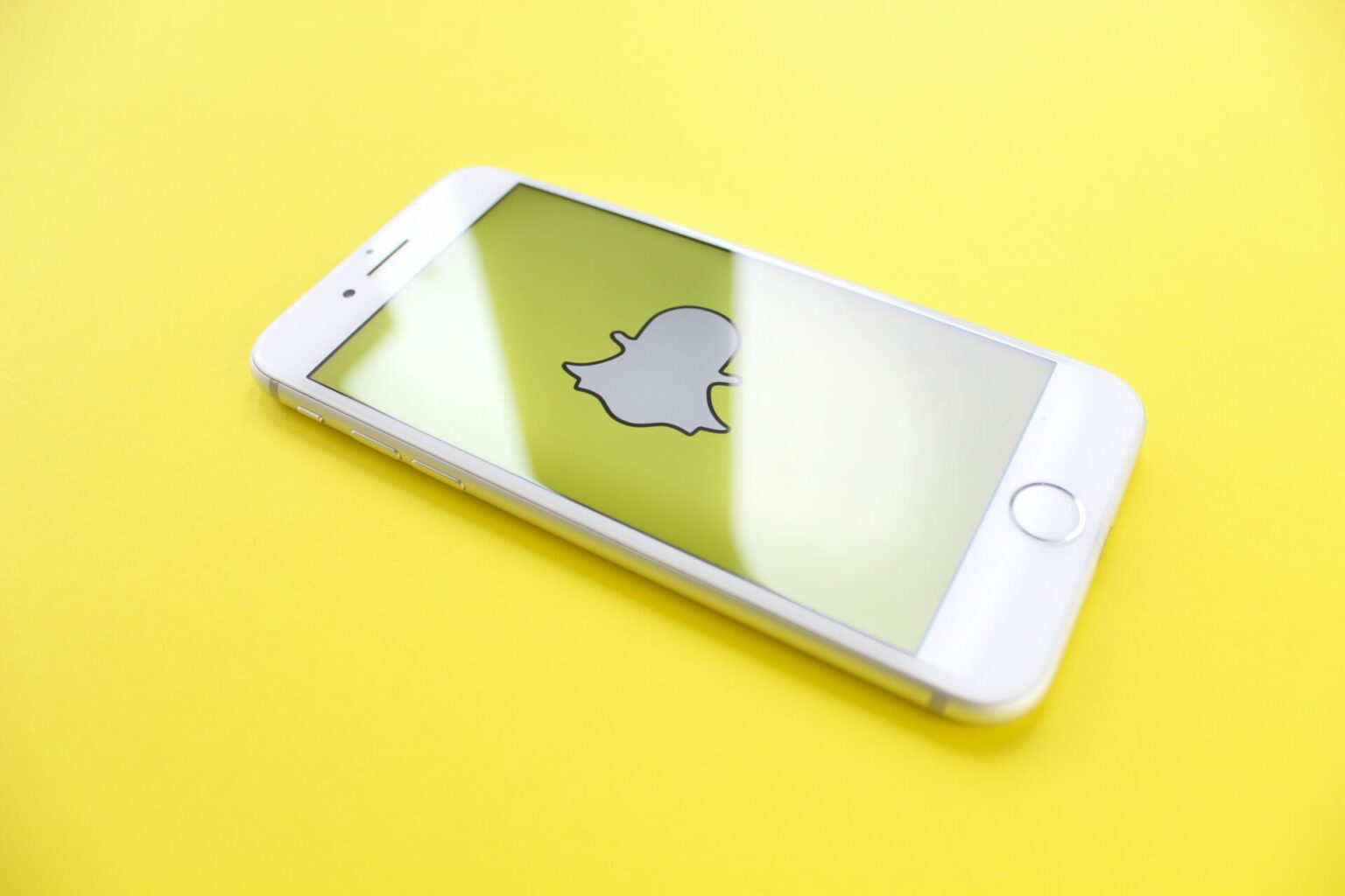 What to Know About Snapchat's 'My Eyes Only' Feature