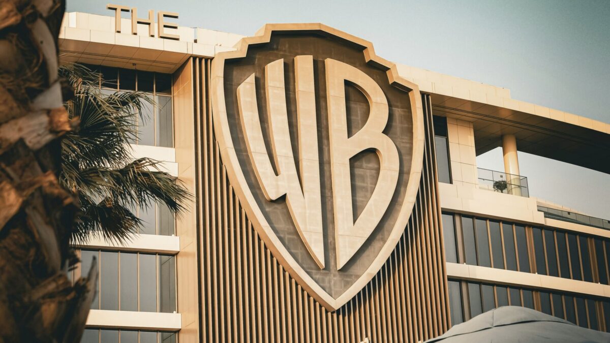 Warner Bros. to Produce FLINTSTONES, LOONEY TUNES Movies