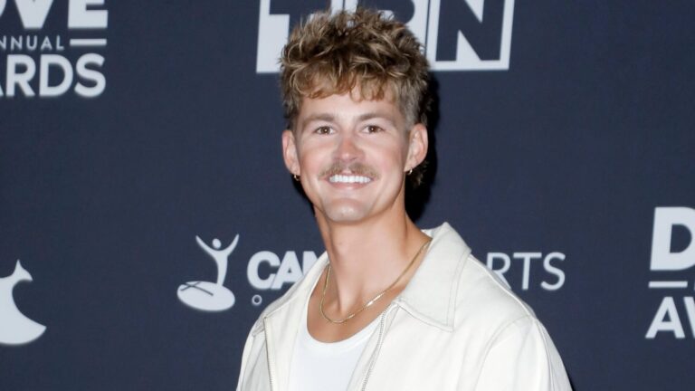 Fans Finally Get a Forrest Frank-TobyMac Collab