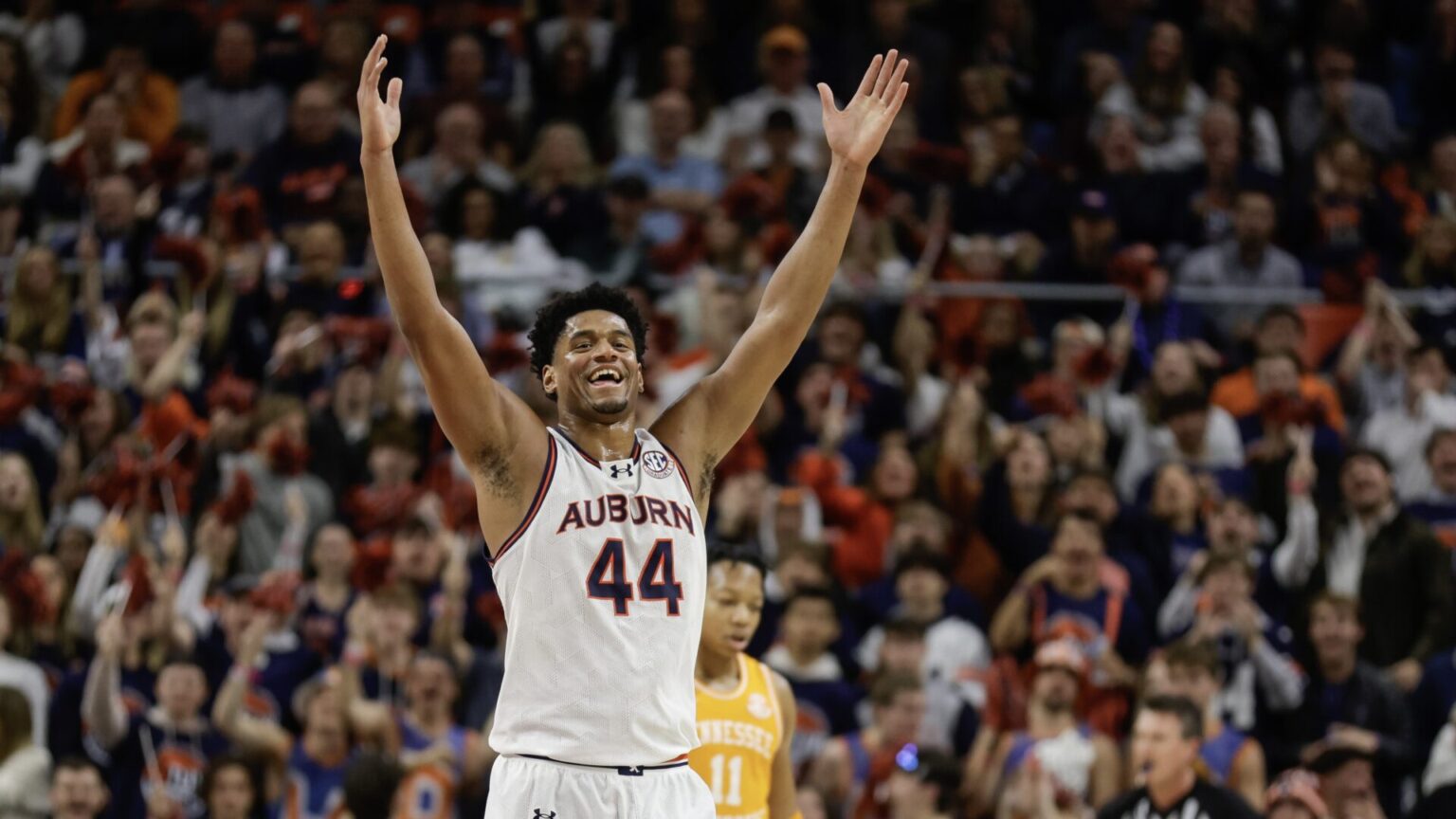 Dylan Cardwell Gives God Glory Following Final Four Loss
