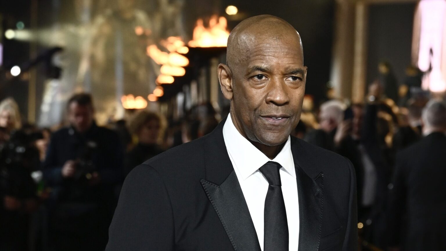 Denzel Washington Would Tell His Younger Self This: ‘Pray More’