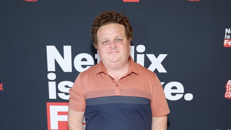 SANDLOT Star Adds Baby No. 3 to Family: 'Renna Party of 5'