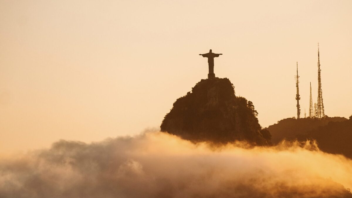 Kai Cenat Thanks God During Live Stream at Christ the Redeemer