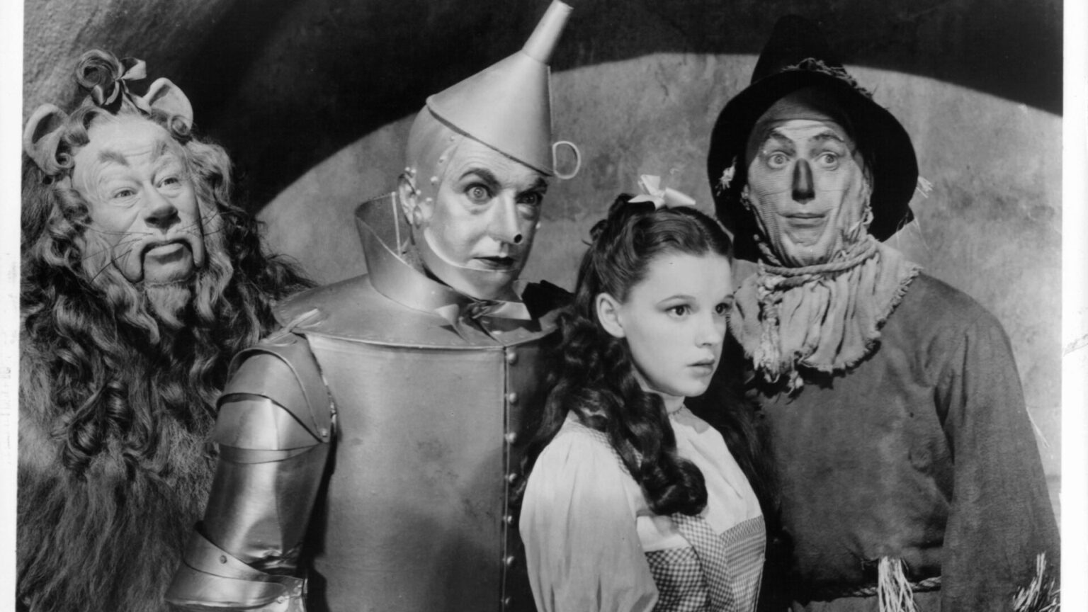 THE WIZARD OF OZ Will Air on TV for the First Time in 30 Years