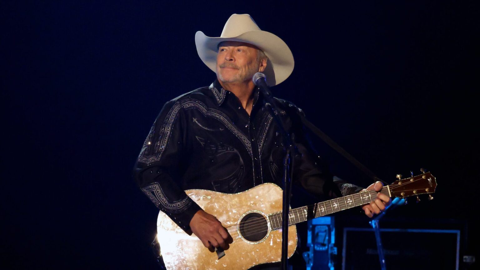 Alan Jackson Announces Last Show: 'End It All Where It All Started'