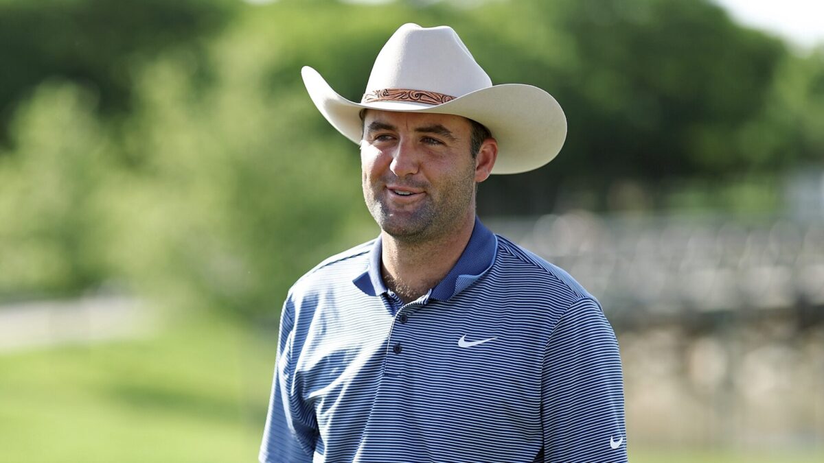 Scottie Scheffler Gives 'All Glory to God' After Championship Win