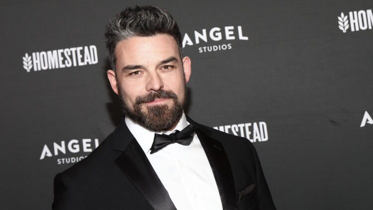 Jesse Hutch Teases New Role