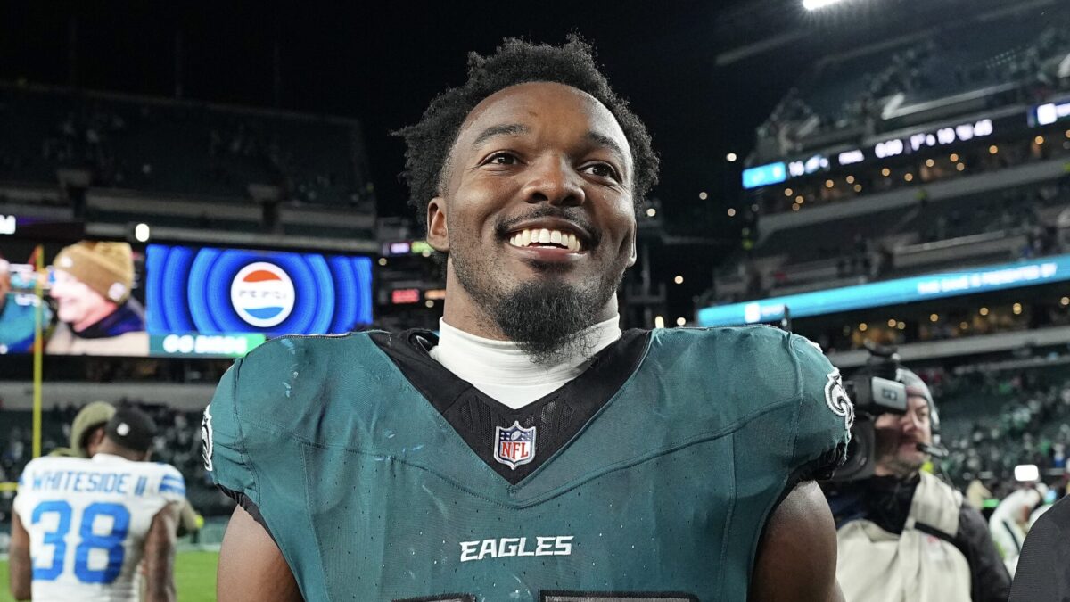 Eagles Linebacker Nakobe Dean Talks Military Upbringing