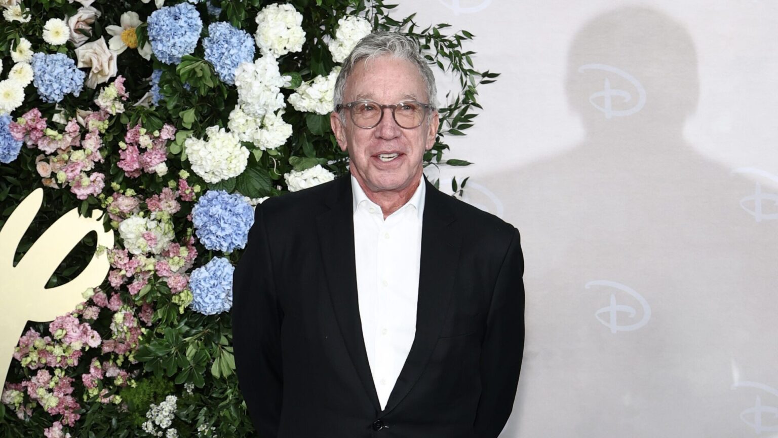 What Tim Allen Is Like Behind the Scenes on SHIFTING GEARS