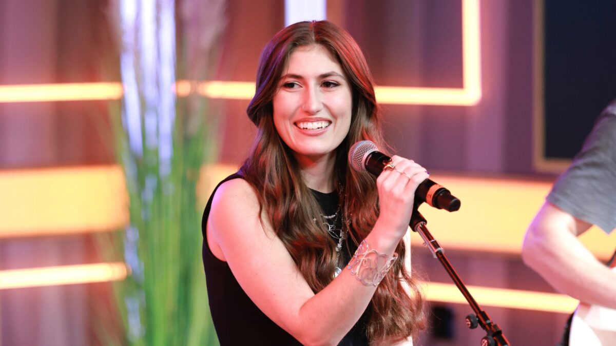 Katy Nichole Learned to Have 'Honest Conversations' With God