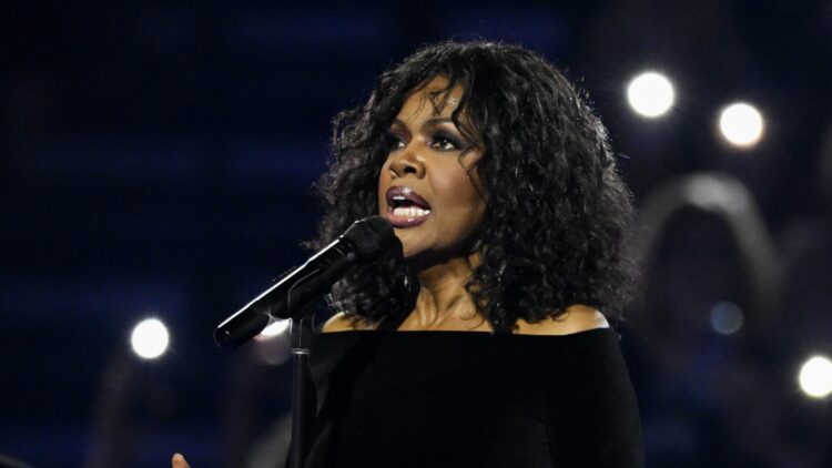 CeCe Winans Says the Holy Spirit Is Not Optional