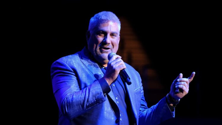 Taylor Hicks Looks Back On AMERICAN IDOL Win 20 Years Later